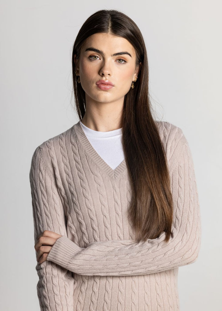 Isla Women's Scottish Made Cashmere V-Neck Cable Pattern Sweater - Bei ...